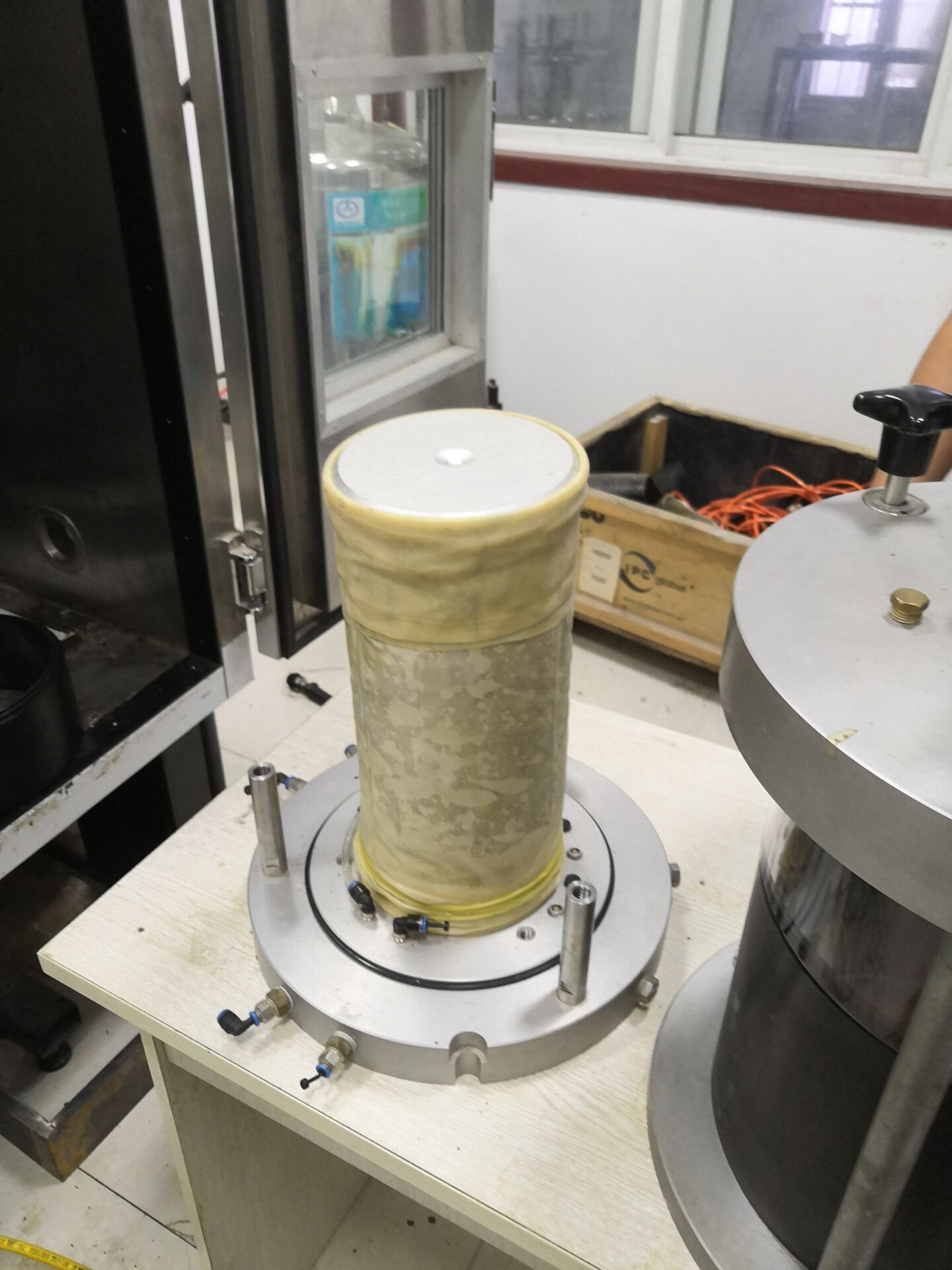 Comparing Standard vs Custom-Shaped Latex Membranes for Advanced Soil ...